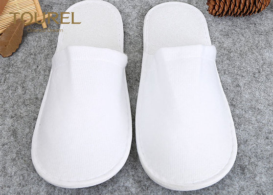 China Luxury With Unisex Size White Spa Slippers For Men And Women , Disposable House Slippers supplier