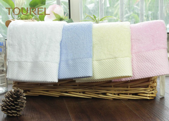 China Customized Dobby Soft Hotel Face Towel 100% Cotton supplier