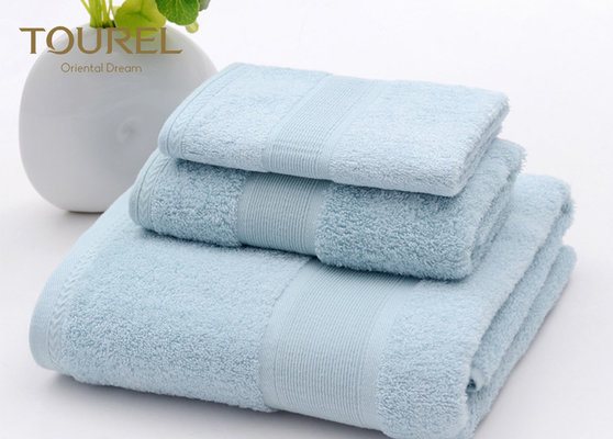 China Luxury Spa Hotel Bath Towels 600g White Bath Towel 70x140 Cm 100% Cotton supplier