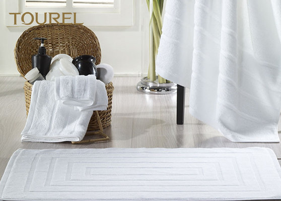 China Jacquard Luxury 100% Cotton Hotel Bath Mats / Thin Towel Floor Mat supplier
