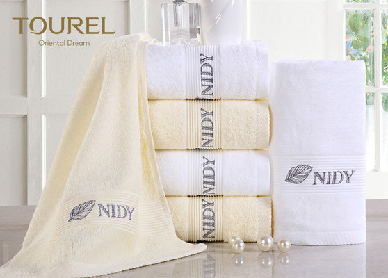 China Customized Hotel Hand Towels High Water Absorbent 100% Cotton supplier