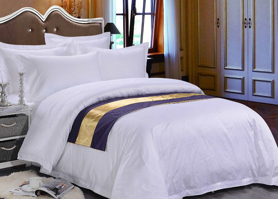 China Pure White Sateen Otel Duvet Bedding With Purple Bed Runner supplier