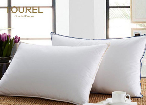 China 4 - 5 Star Hotel Quality Pillows 30% Duck Down Pillows 50*80cm supplier