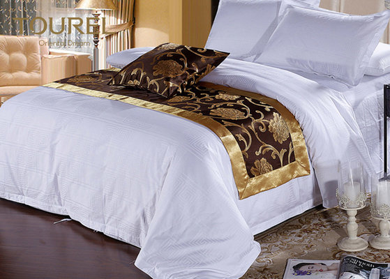 China 300 Tc Cotton European Hotel Bed Runners / Flat Sheet / Pillowcase supplier