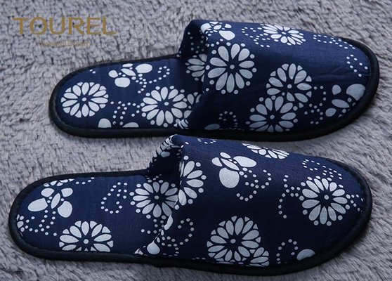 China Anti Bacterial And Non Slip Disposable Hotel Slippers Linen Peep Toe supplier